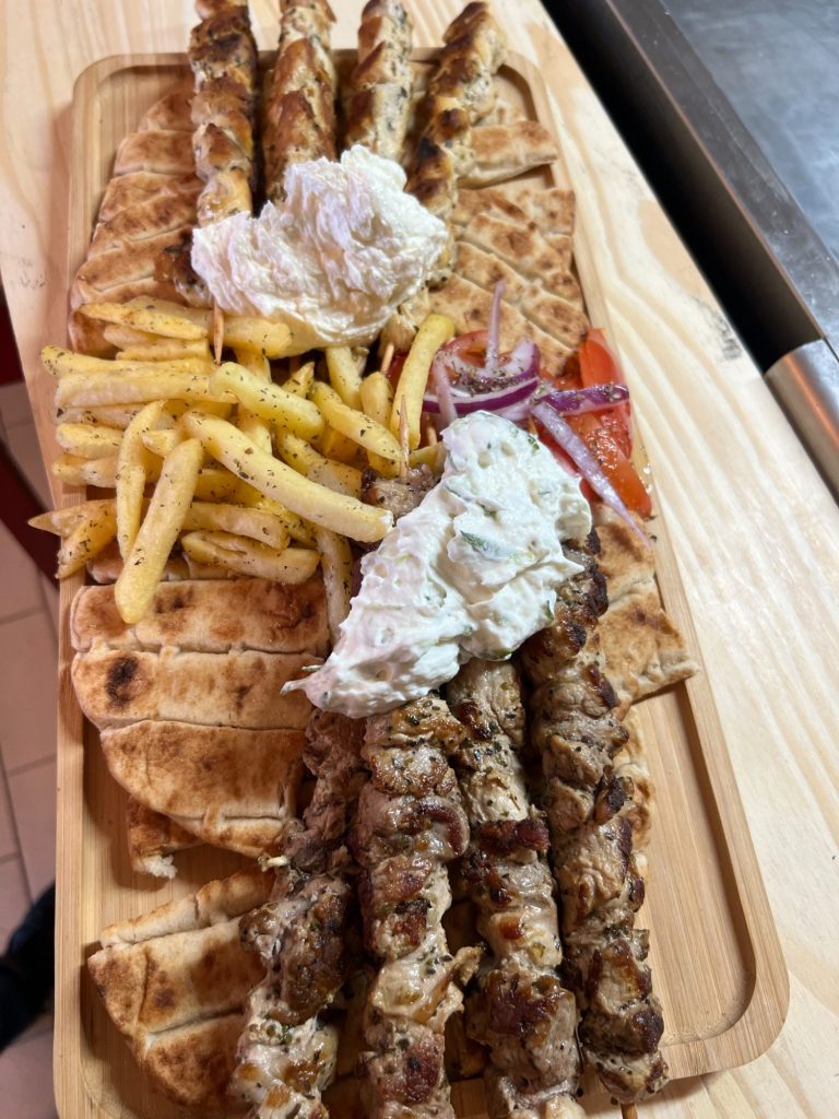 LE MENU PITA CORNER